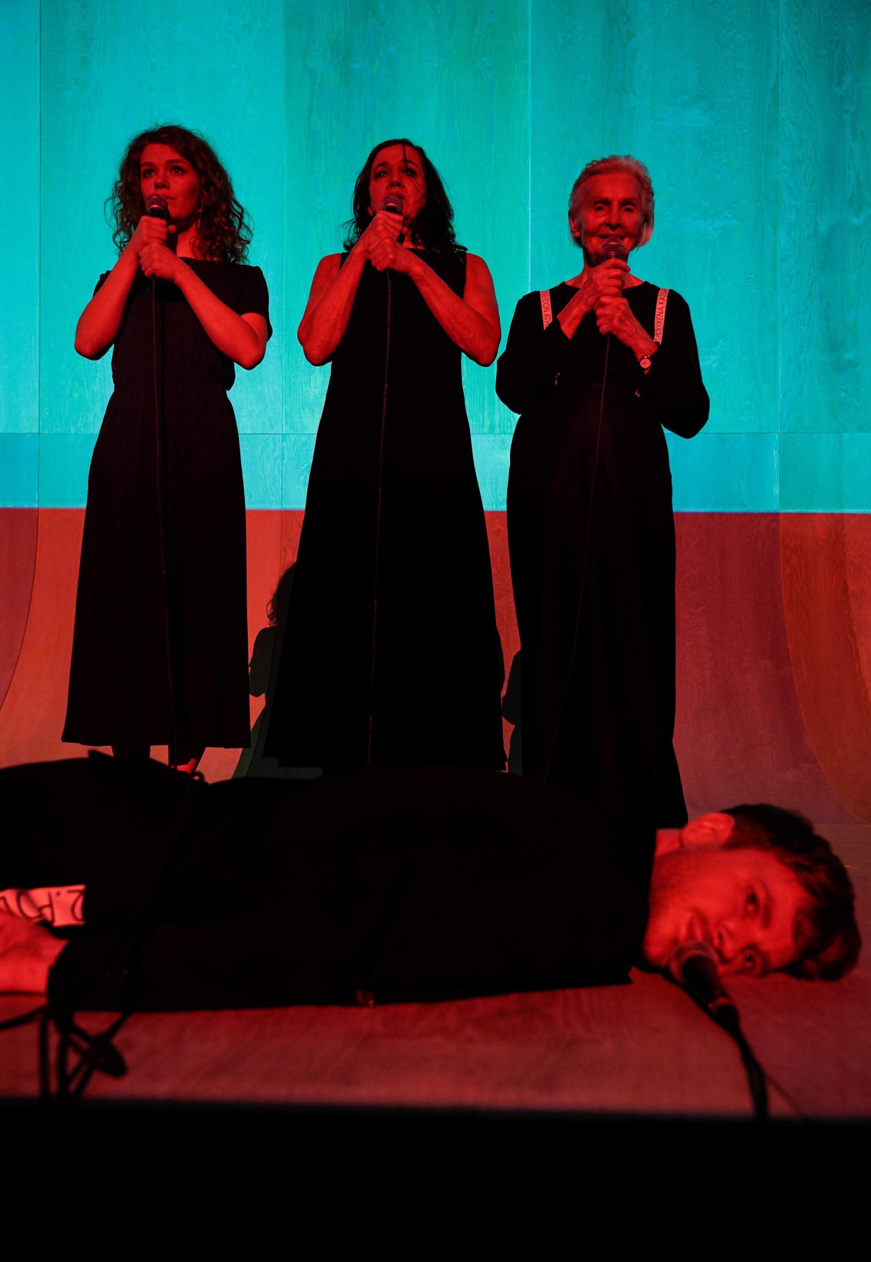 Hekabe – Im Herzen der Finsternis – Das Kulturblog